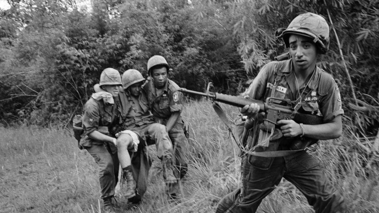 War Photojournalism - YouTube