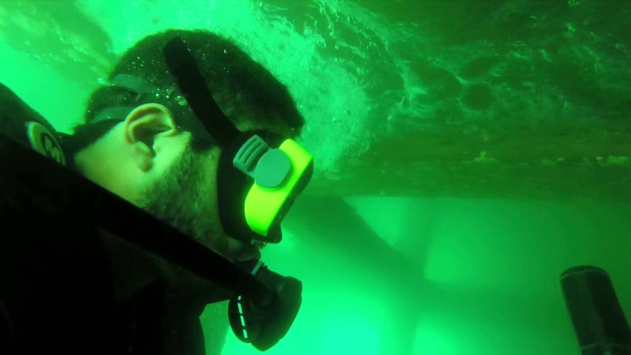 PADI Advanced Open Water - Underwater drinking games. - YouTube