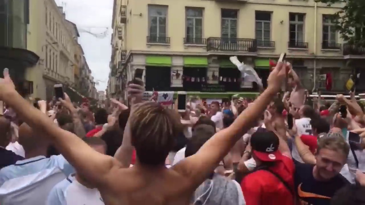 The Very Best Of England Fans - YouTube