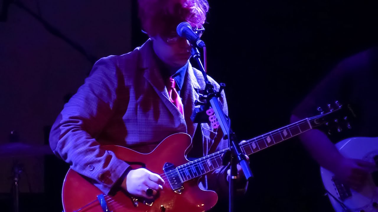 James Neary and the Bevy Blue - Streetlights - YouTube