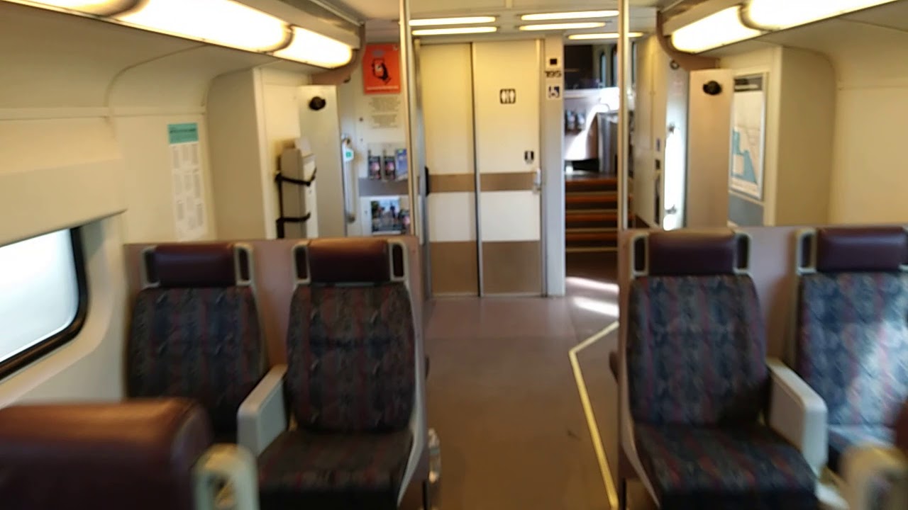 Interior do trem Metrolink, sentido San Diego, CA. - YouTube