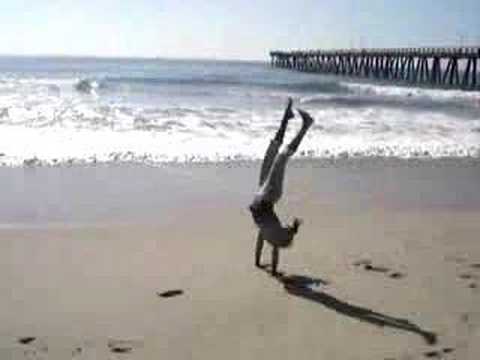 Girl gymnastics at the beach... Kids Gymnastics - YouTube