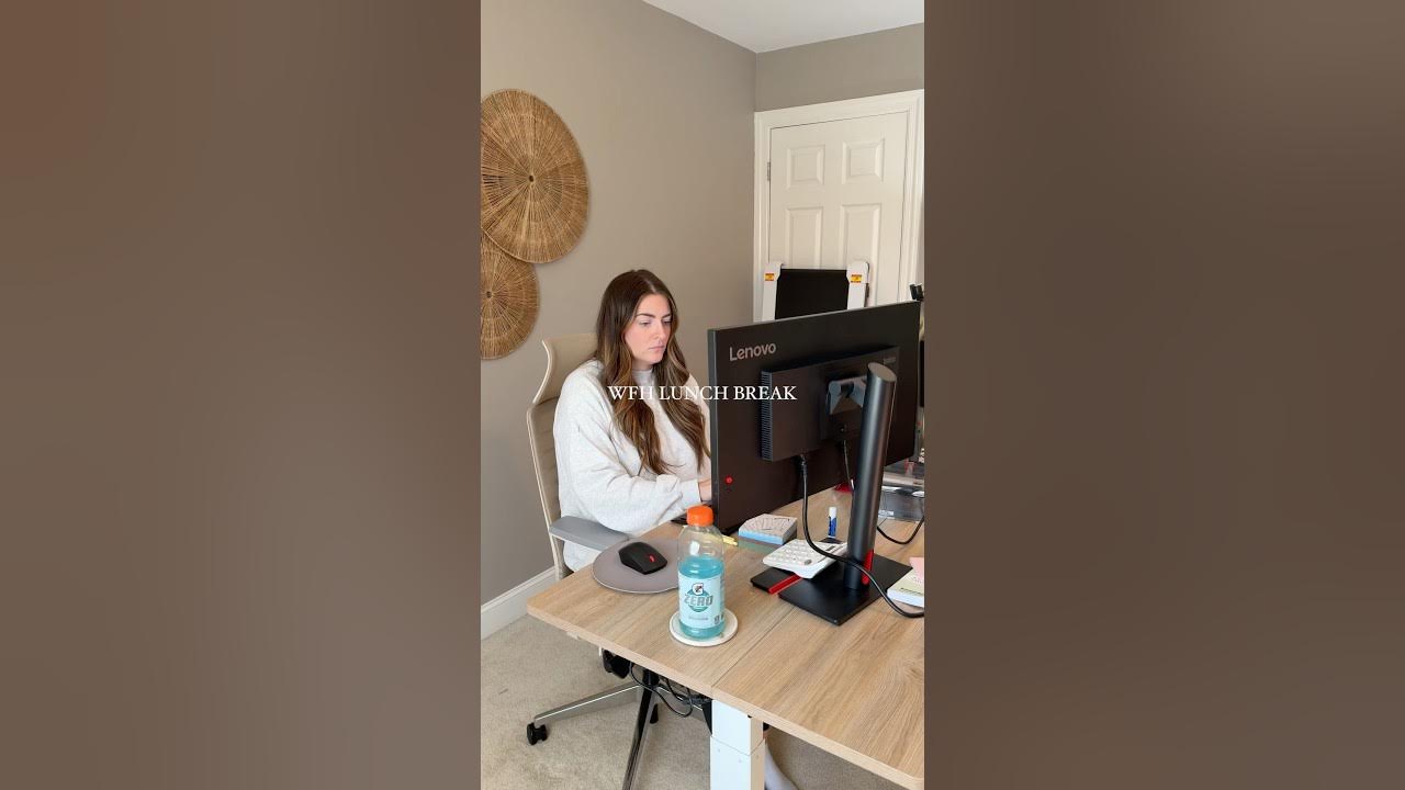 WFH lunch break #vlog #vlogger #dailyvlog #wfh #dayinthelife #lunch #lunchtime #recipe # ...