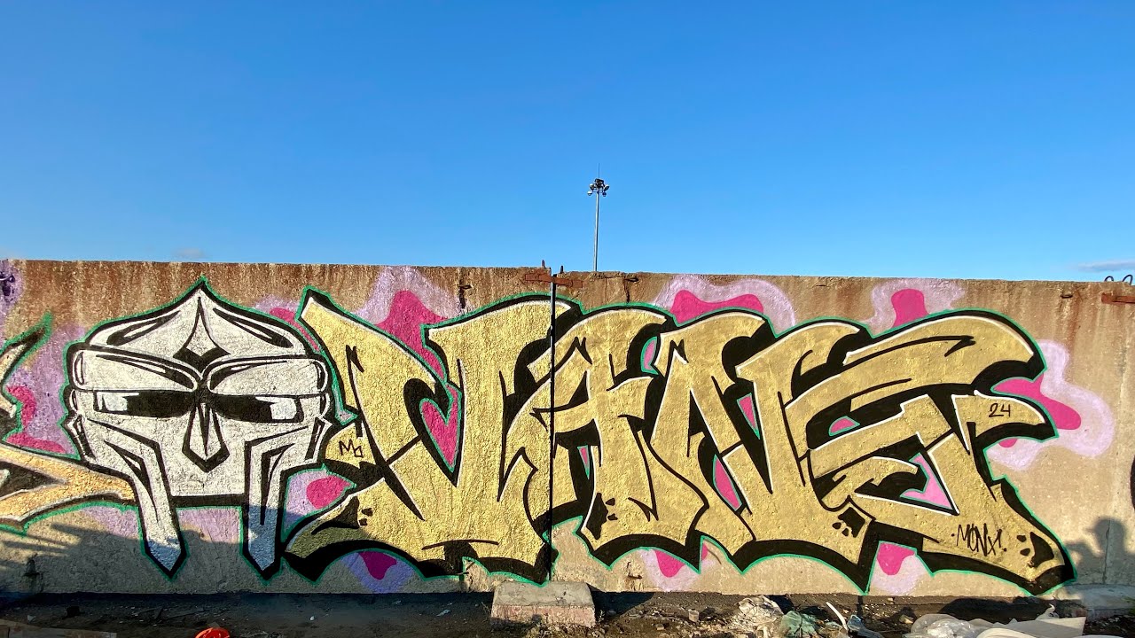 MF Doom граффити + обзор кусков на споте. MF Doom graffiti - YouTube