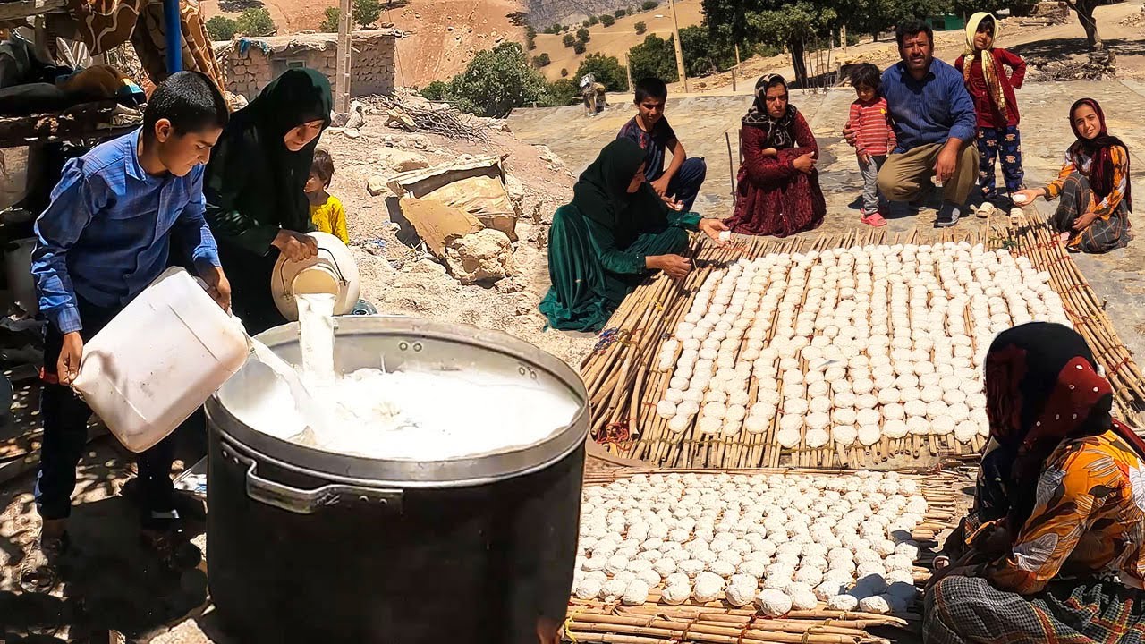 Making curd in the traditional way - YouTube