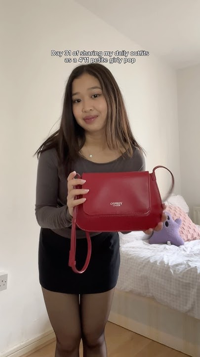 Casual but cute with a pop of red! #petitefashion #ootd - YouTube