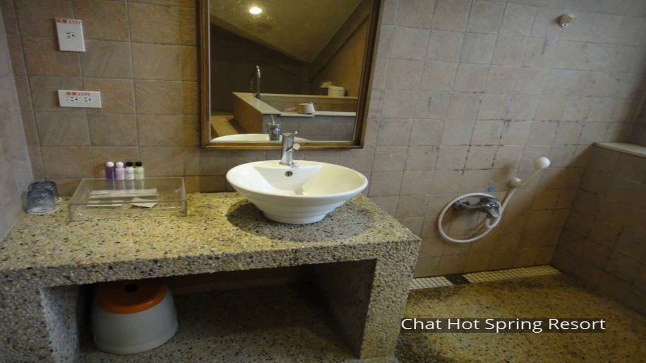 Chat Hot Spring Resort - YouTube