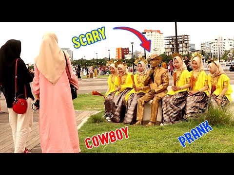 Cowboy prank .Best Cowboy prank. status scary prank. lucu parnk. funny ...