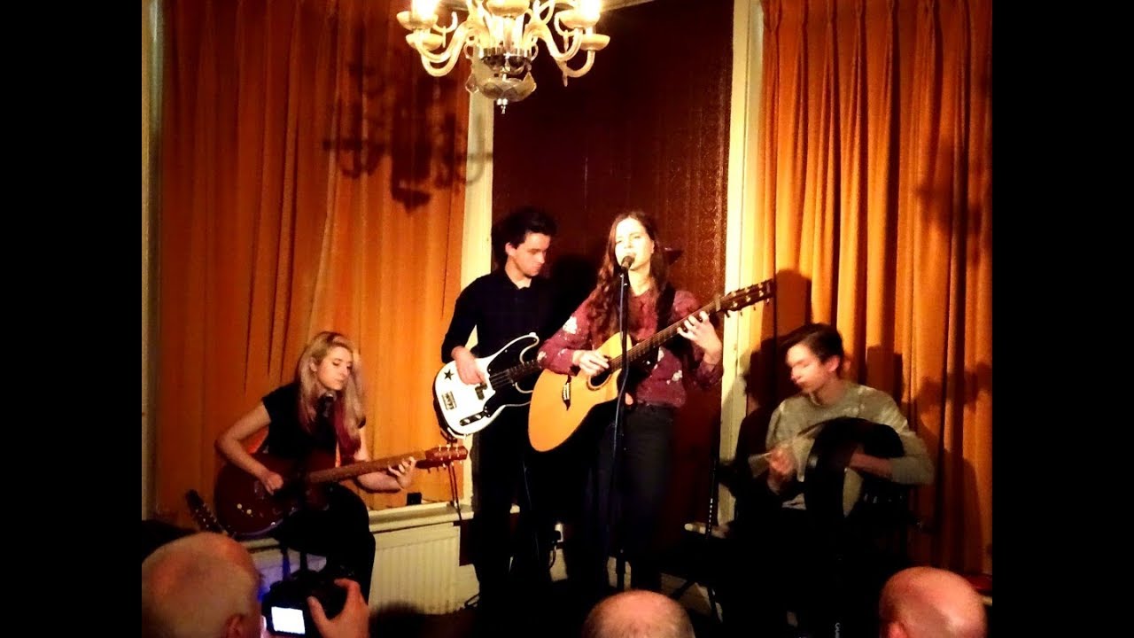 Zoe Wren - Gold and Smoke full band EP launch The Betsey Trotwood - YouTube