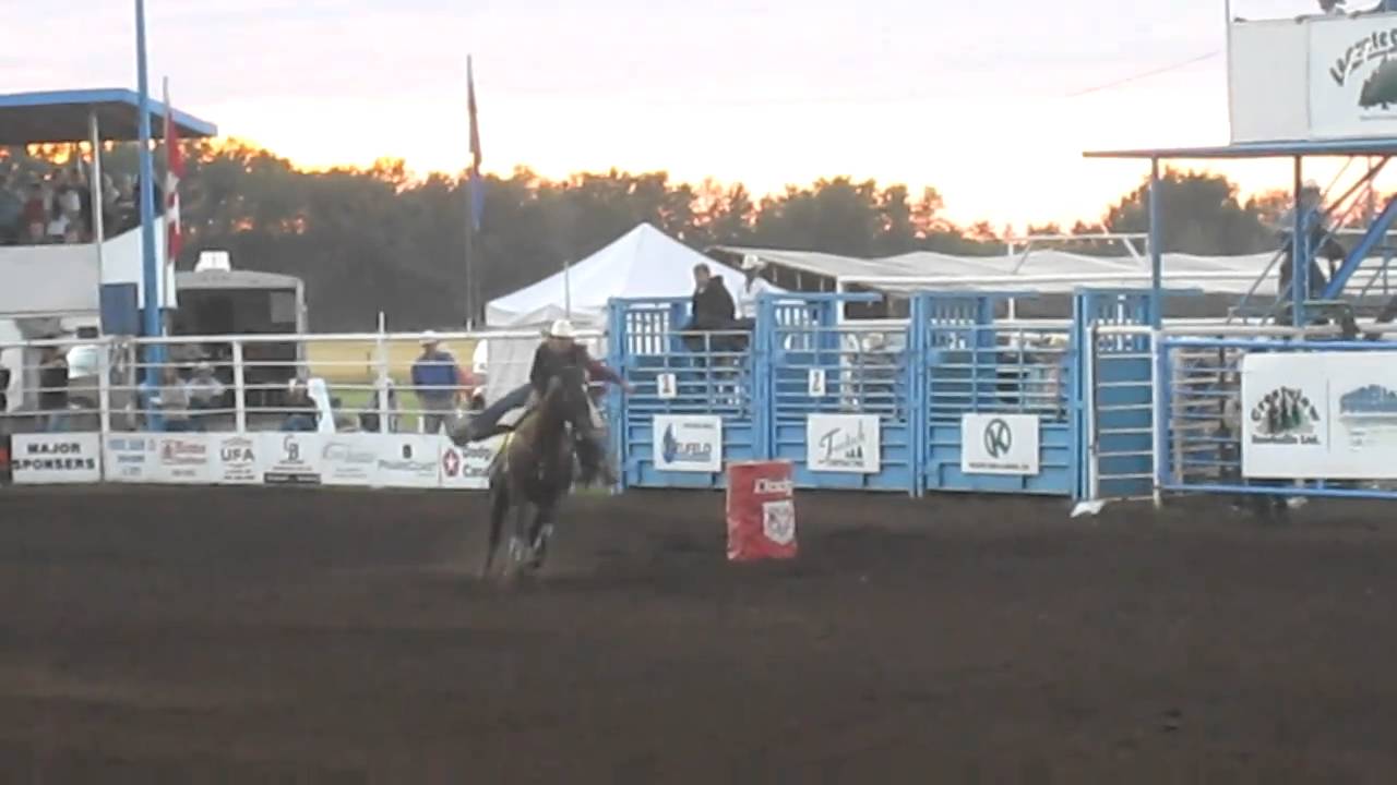 La Crete Pro Rodeo 2010 Rana Koopmans - YouTube