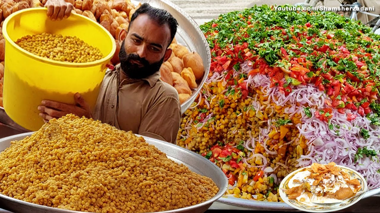 CHANA CHAAT | Famous Papri Chana Chaat in Karachi | Aloo cholay chana ...