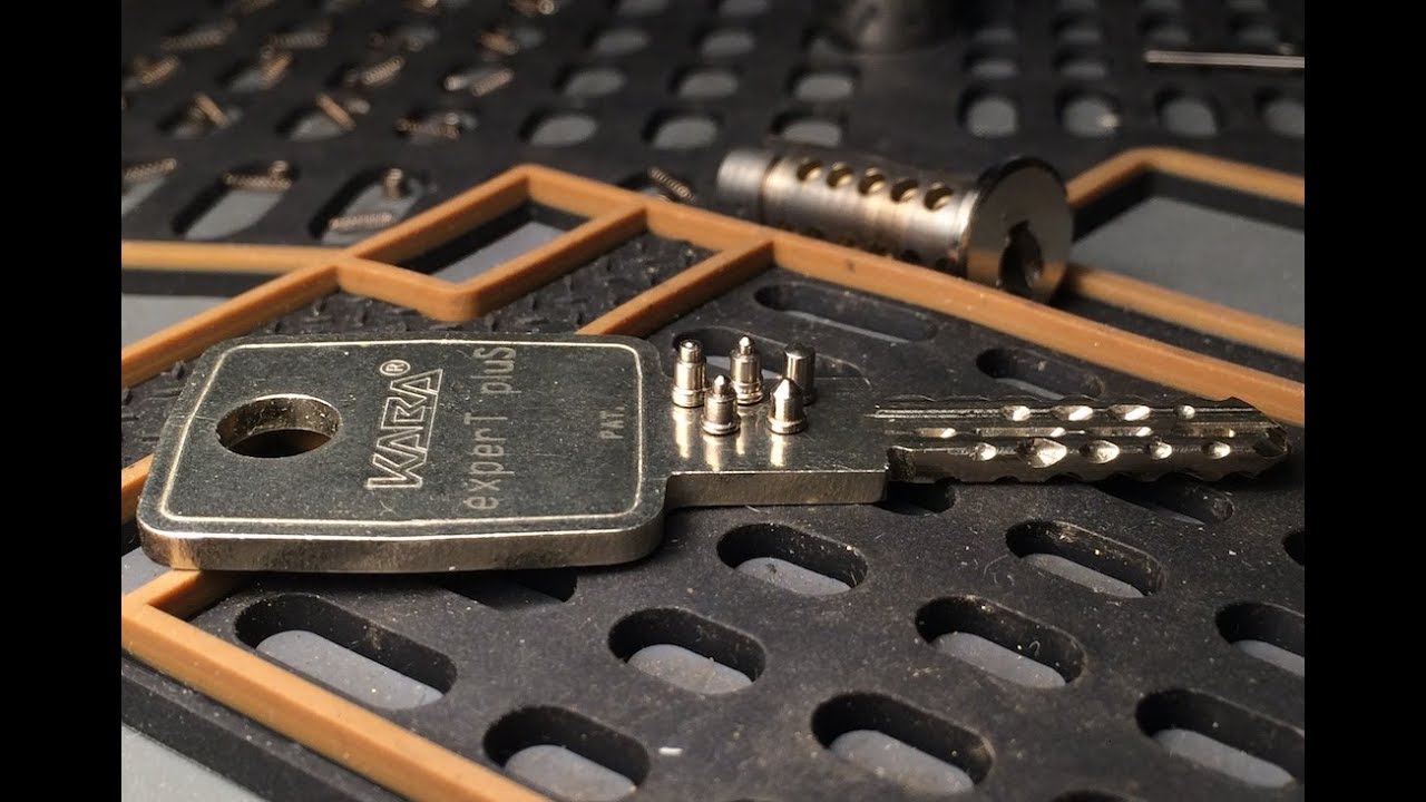 Kaba ExperT Plus Picked and Gutted - YouTube