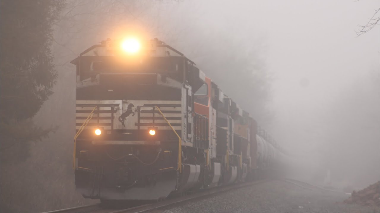 NS 1203 SD70ACe leads NS 65K/65K combo with A BNSF a SD70ACU & a Union Pacific at Three Bridges ...