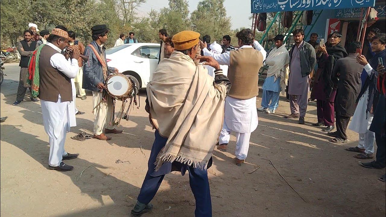 Latest Pakistani Wedding | Dhol Dance | Saraiki Jhumar | Chota Mahek ... Latest Pakistani Wedding | Dhol Dance | Saraiki Jhumar | Chota Mahek ...