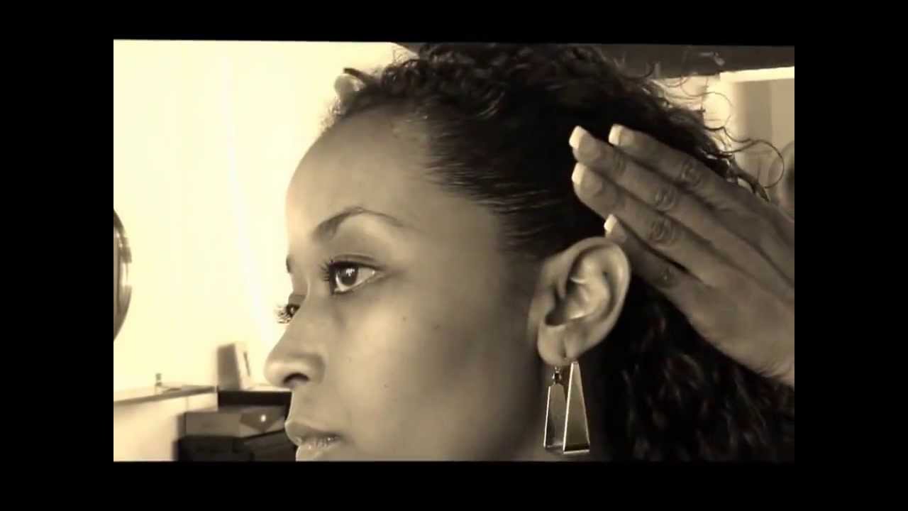 Natural Hair edge control. stop unruly frizzy edges - YouTube