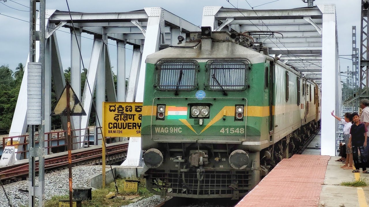 Wodeyar SF Express(12613) lead by KJM WAG9(41548) & dead KJM WAP7(37568 ...
