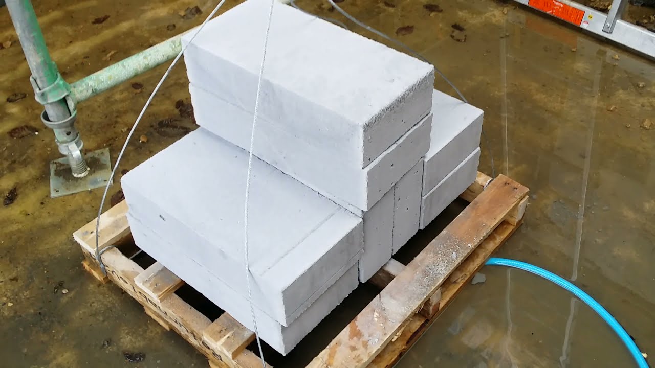 £10 scaffold hoist material bucket / basket Hack - YouTube