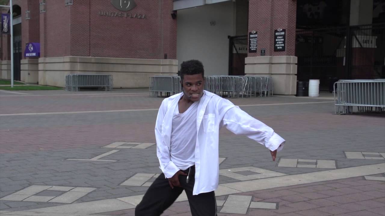 Dimitri Reeves at M&T Bank Stadium - YouTube