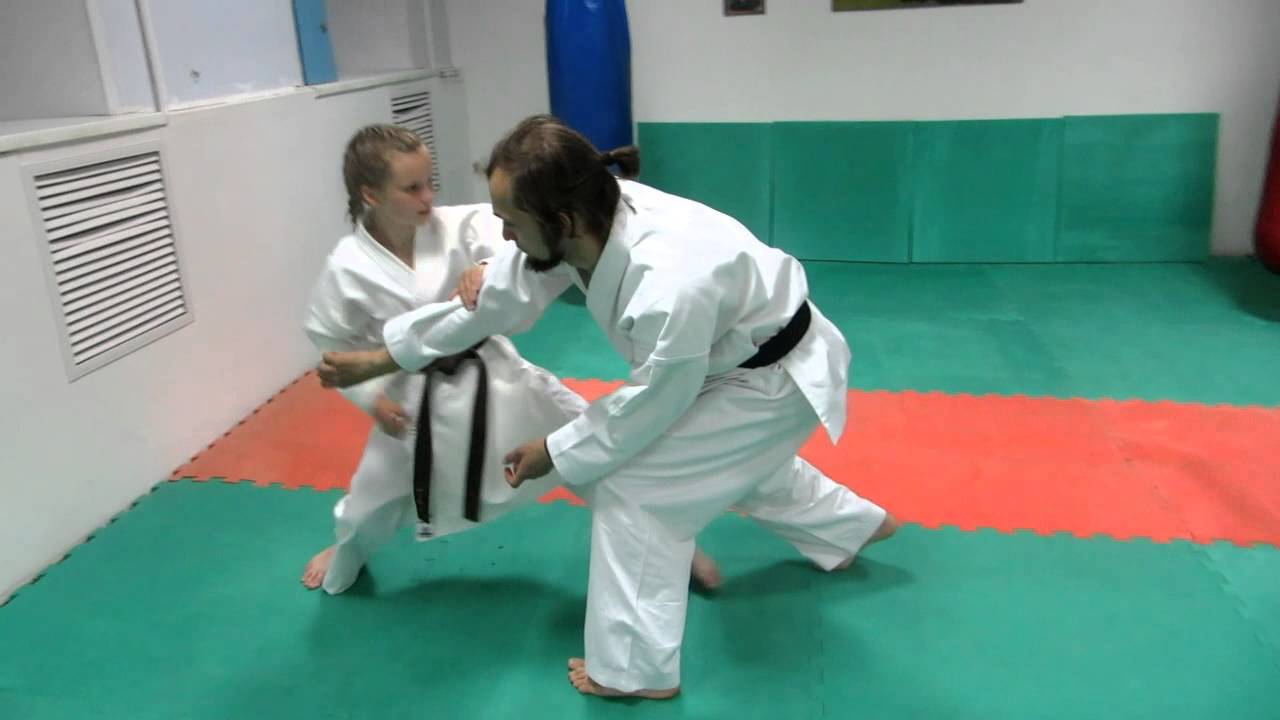 DrobyshevskyKarateSystem:NIJUSHIHO-Bunkai Kumite-1-Osae Uke-Hand Grab ...