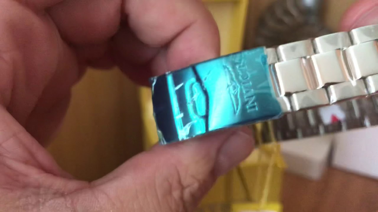 Invicta 8926 Men's Pro Diver watch - YouTube