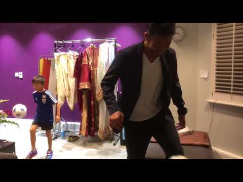 Maya Yoshida (Japan National Team captain) v Jo -  juggling