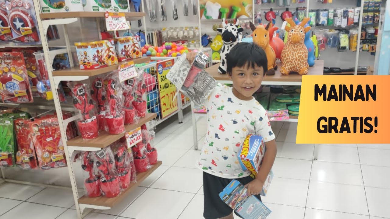 DITRAKTIR MAINAN SAMA ATEU DI TOKO MAINAN BORMA, BELI APA AJA YAH ...