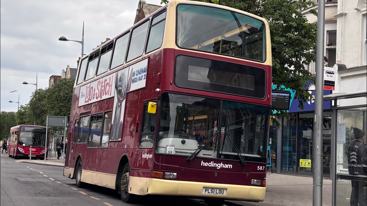 *Full Thrash!* Hedingham Transbus President Volvo B7TL 587 PL51 LDU ...