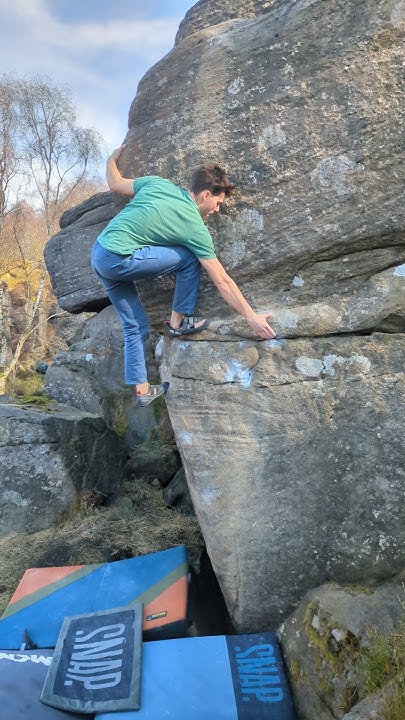 Les grand doights 7C | Froggatt - YouTube