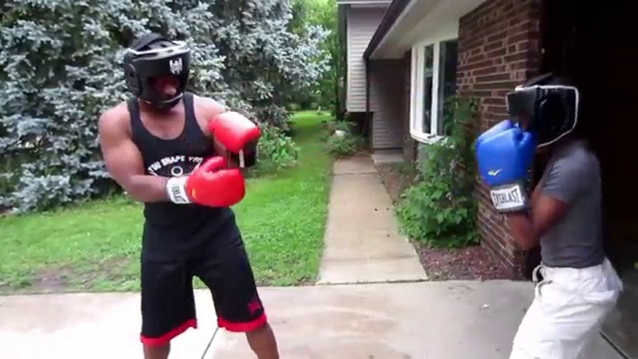 VLOG: 6/7/2014 Boxing Family! - YouTube