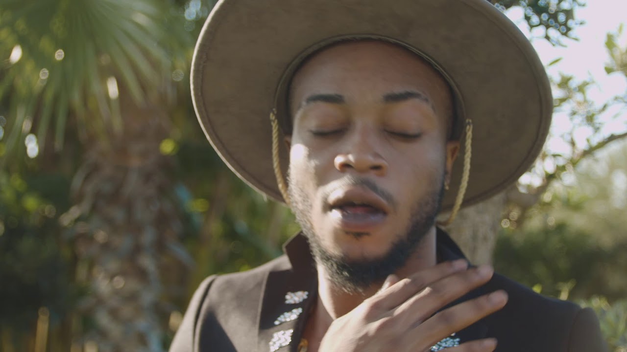 Eddy Wizzy - Everything correct (official video) - YouTube