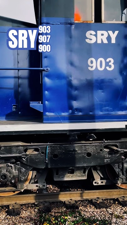 New SRY SW900 Set / 903-907-900 #railroad #railway #emd - YouTube