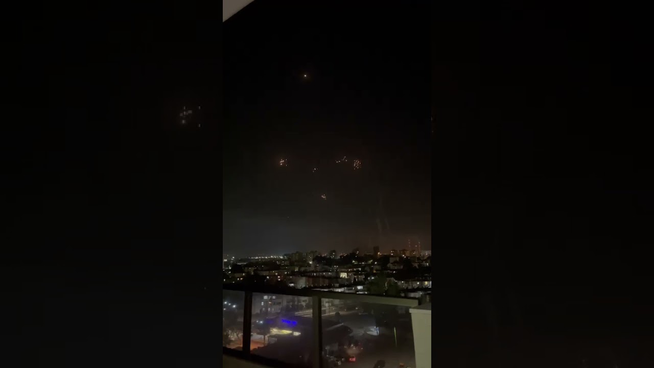 God's Hand of protection in Israel!!! - YouTube