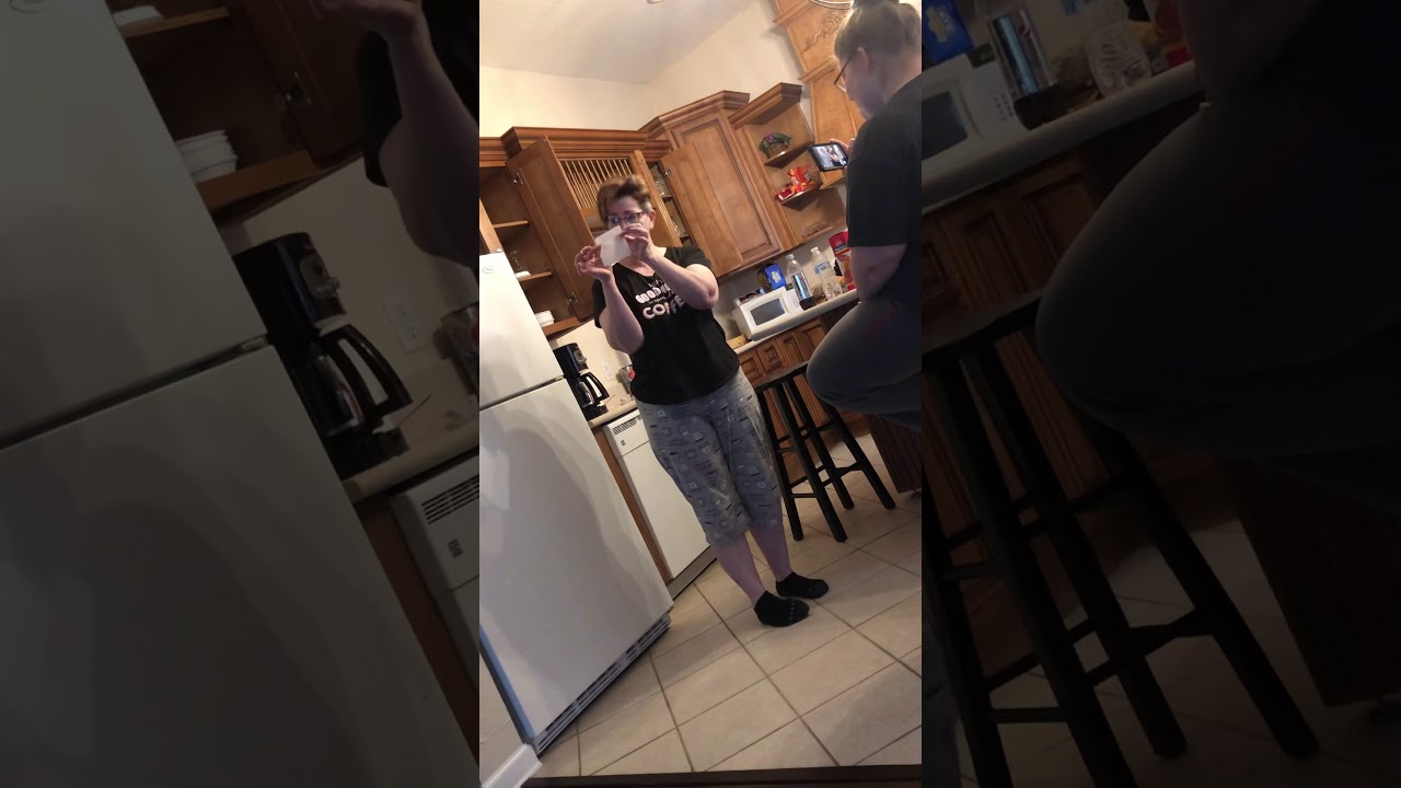 Toilet paper rationing 2020 - YouTube