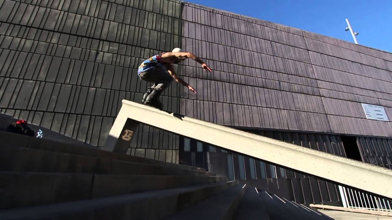 30 seconds in Barcelona aggressive inline skating - YouTube