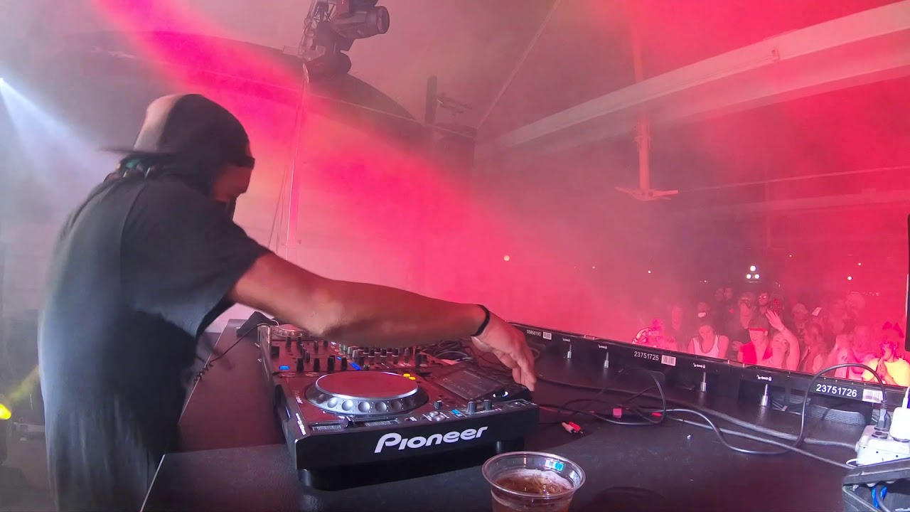 WARDO @ Disco Bloodbath 2018 - YouTube