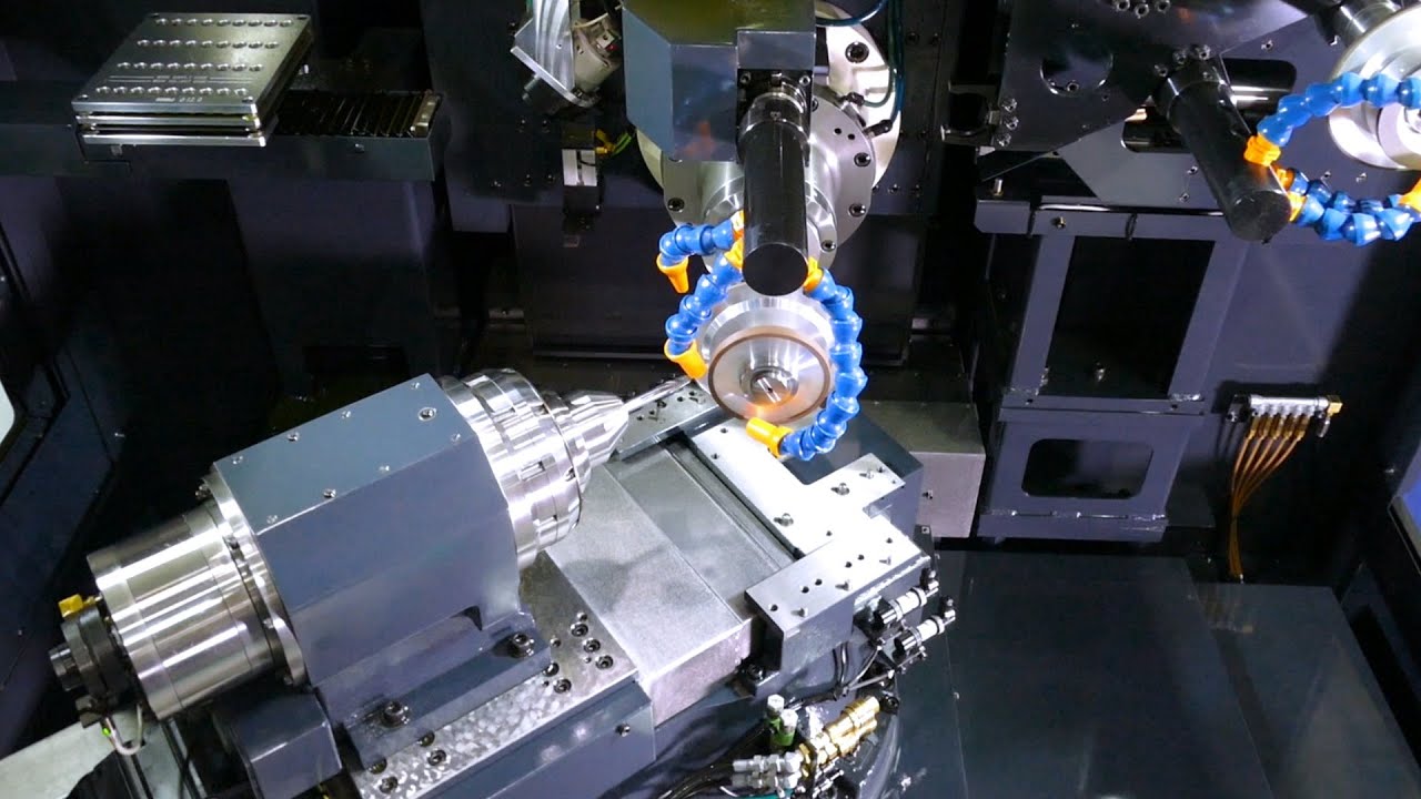 U軸がもたらす優位性/ Advantage of U-axis - YouTube