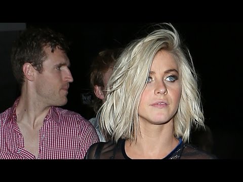 Julianne Hough Suffers Major Nip Slip After 'Dancing With the Stars' Finale