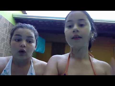 Vlog:#desafio na piscina quem pega mais bolinhas com minha irma-DE ISABELA PARA MENINAS