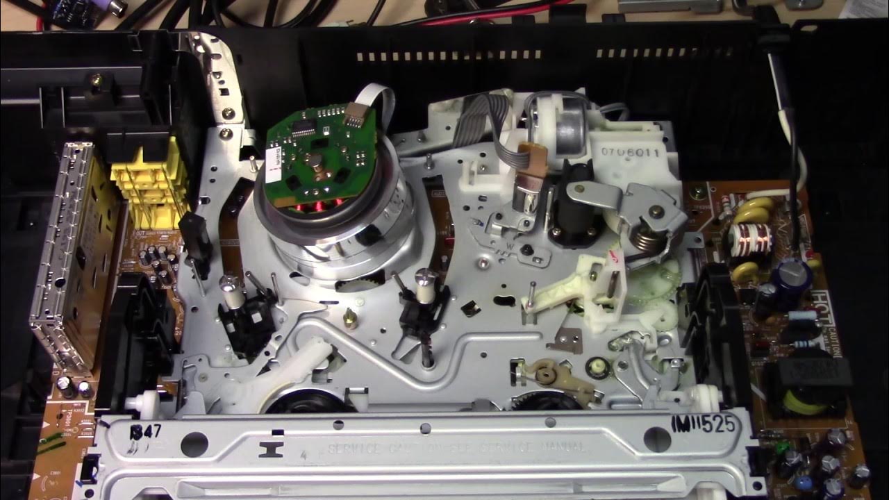 Old VHS VCR, fundamentals and does it work? - YouTube