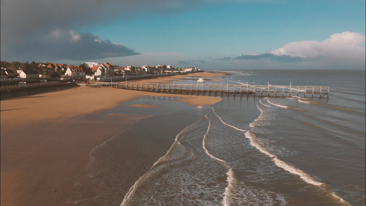 Luc-sur-Mer, Drone shots (4K) - YouTube
