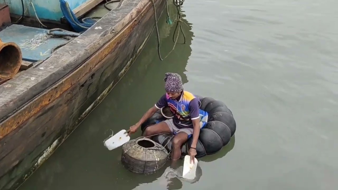 Karanja Jetti-Uran | Live fishing | Uran Fish market#raigad#navi mumbai ...