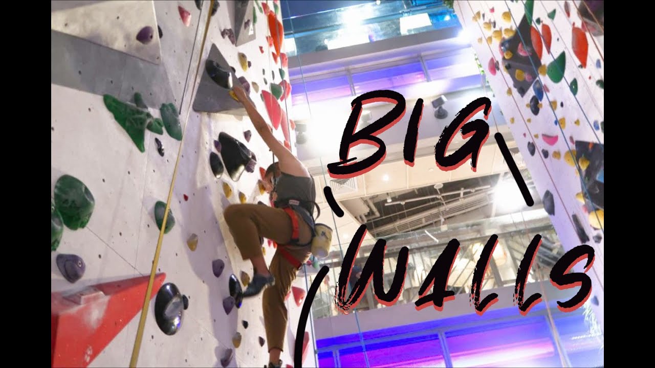 Boulderers go top roping - YouTube