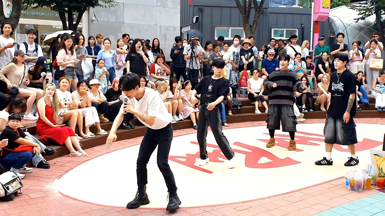 [STREET ARTIST] ONE OF. WITH AUDIENCE. INTERACTIVE HONGDAE BUSKING ...