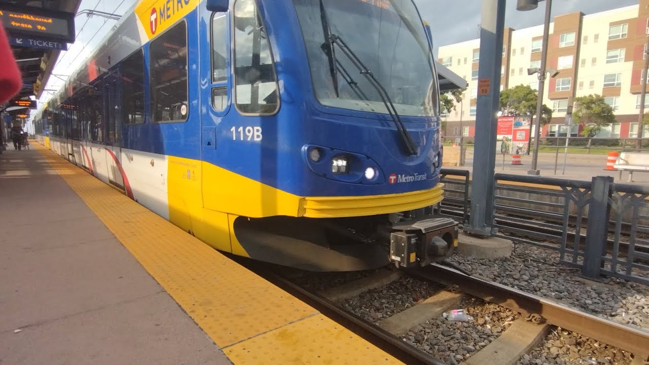 Metro Transit Blue Line LF70 LRT ride from 46th st Station to Terminal ...