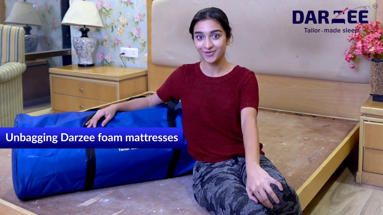 Unbagging Darzee Foam Mattresses | Best Memory Foam Mattresses - YouTube