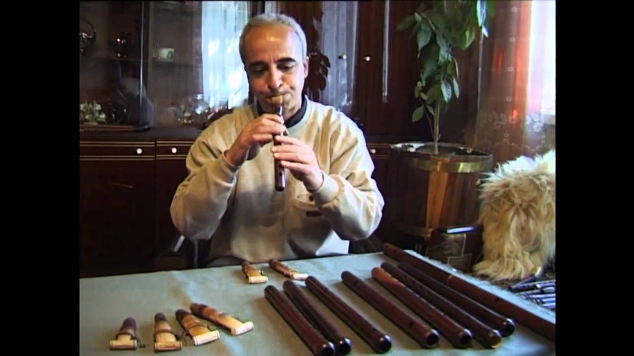 Sample of duduk piccolo by armenianinstruments.com - YouTube