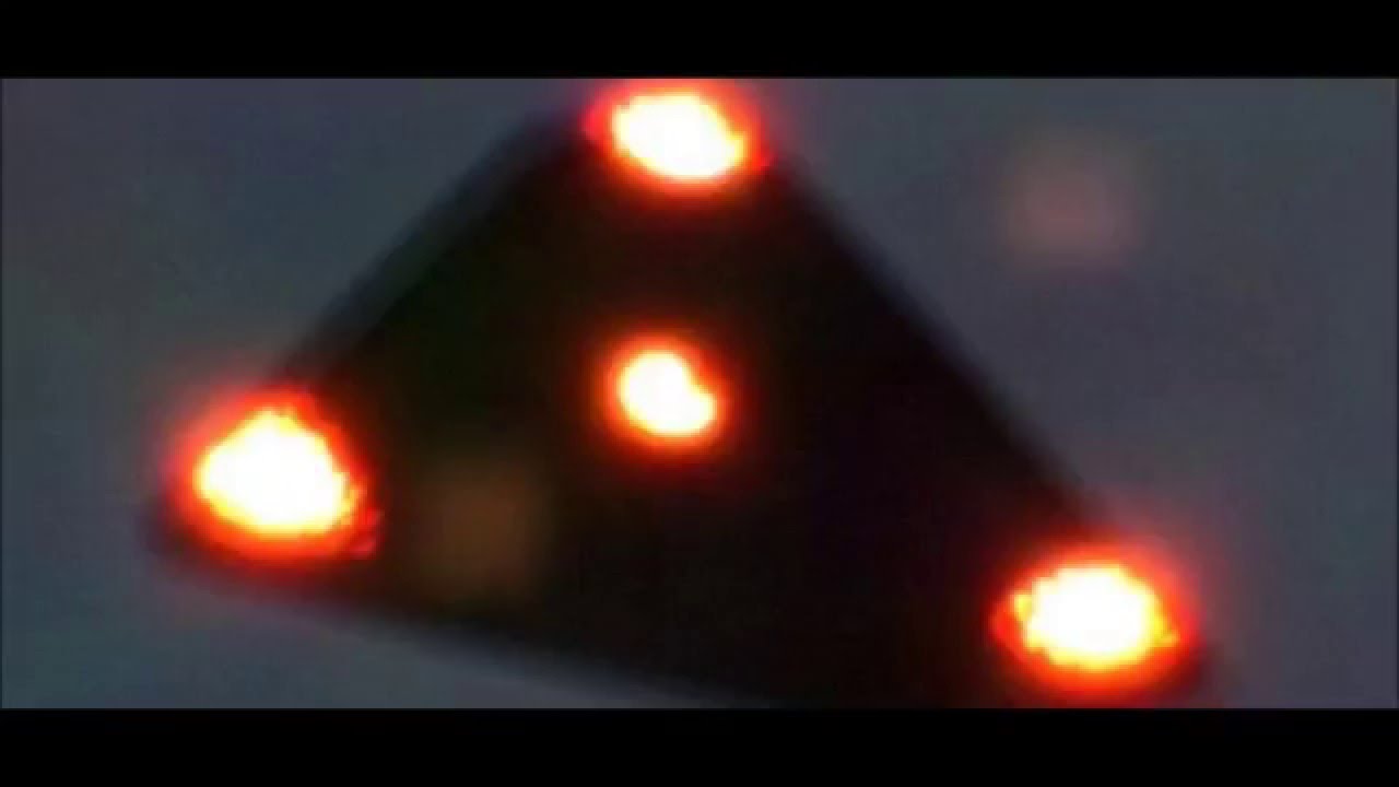 TR3B Astra compilation - YouTube