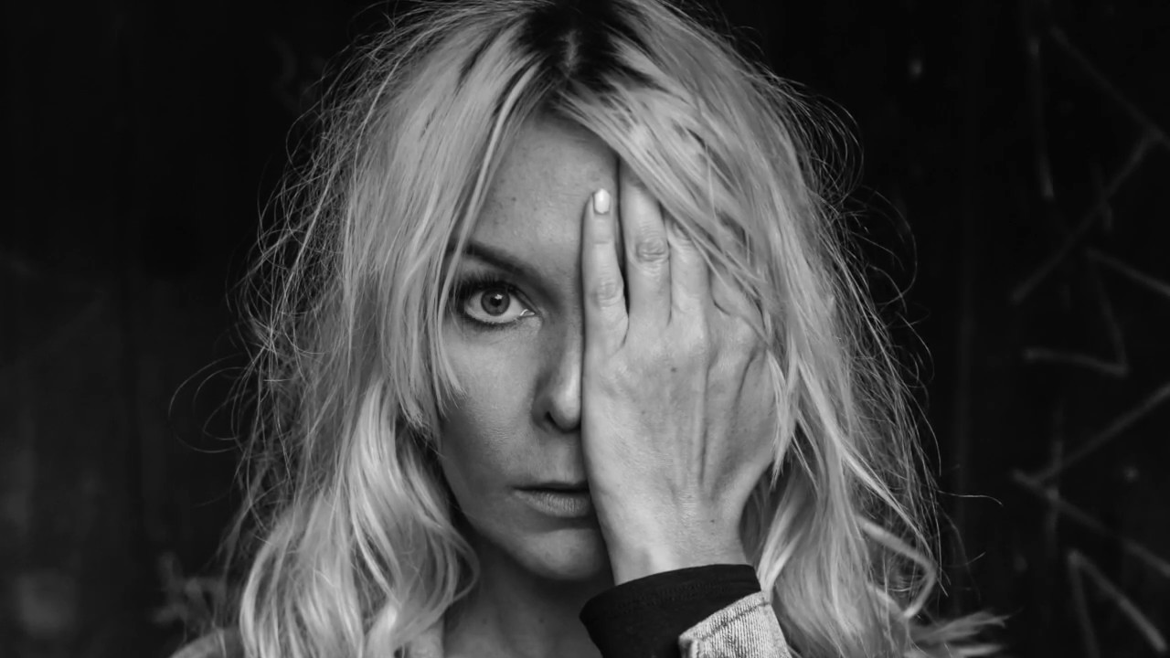 Lollo Gardtman - Chasing The wind ( teaser ) - YouTube