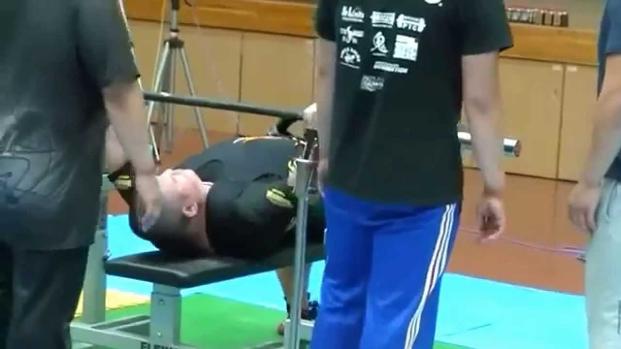 Shinji Ueda bench press - YouTube