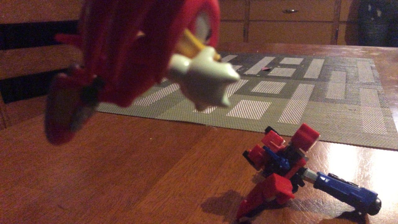 Knuckles Vs. Optimus Prime - YouTube